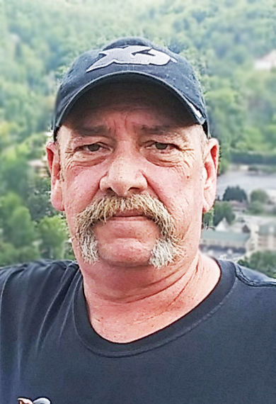 Dobson Sr., Darrell Eugene