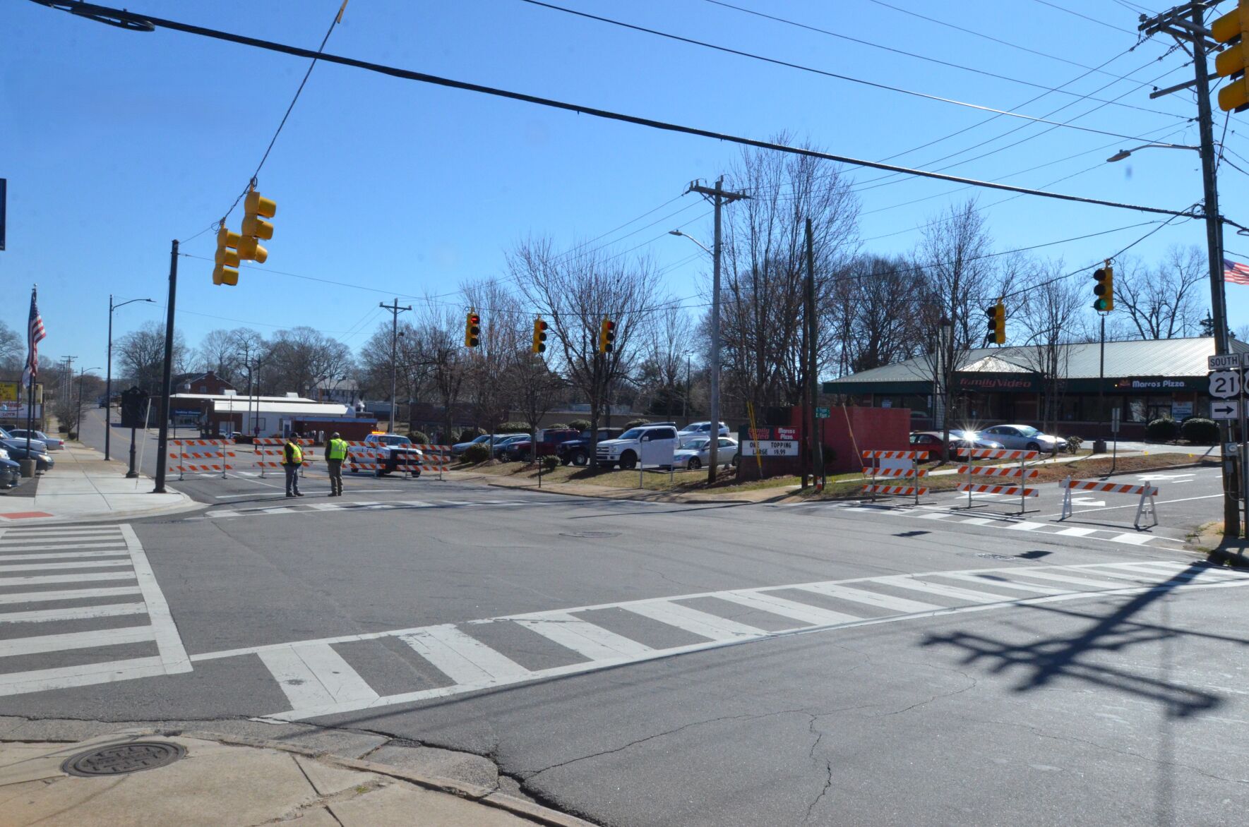 Sinkhole in Statesville NC blocks Tradd, Front streets