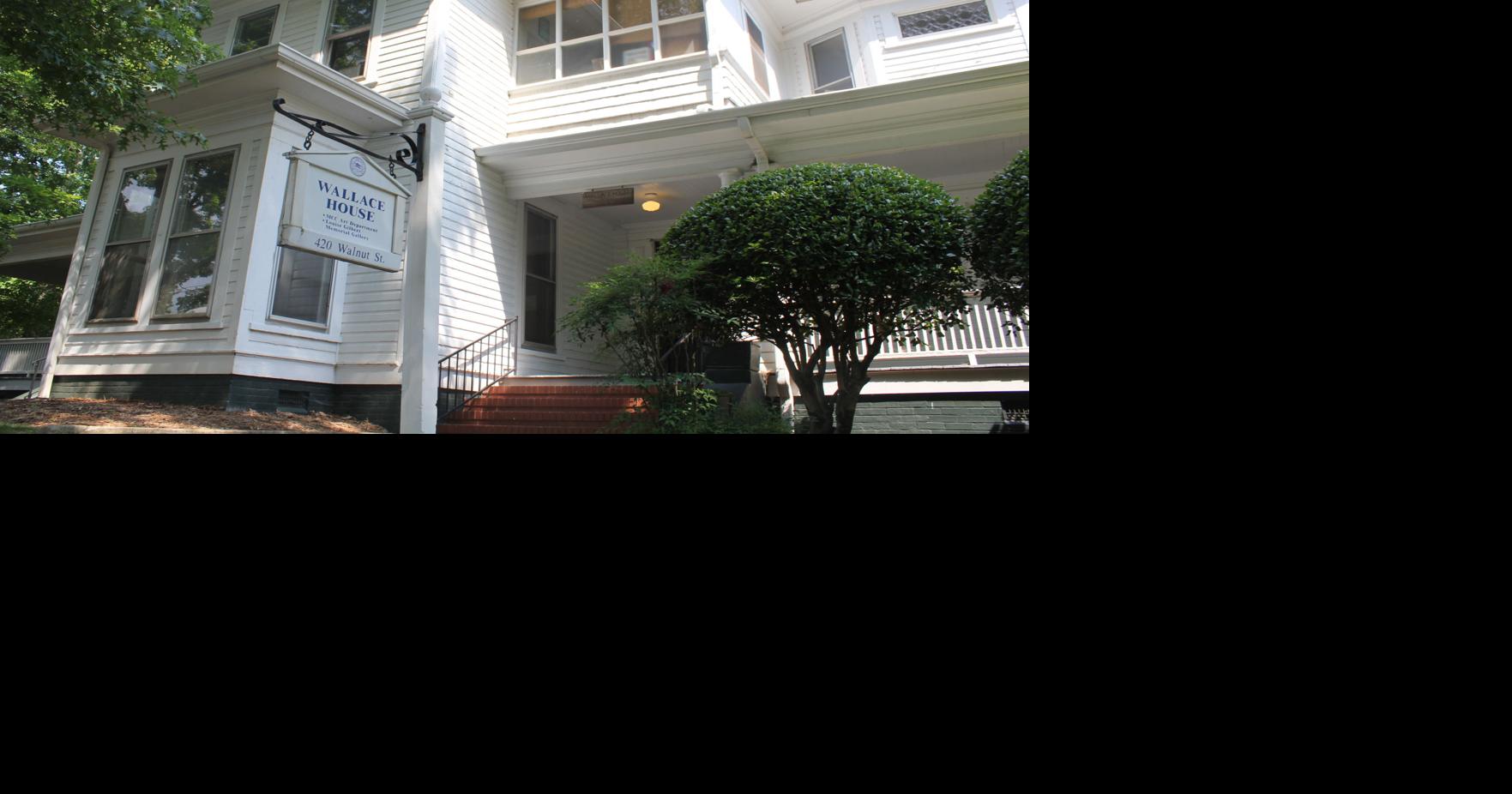 Mitchell scales back art program