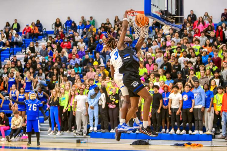 McKinnon, Steinhour power Lake Norman past Mooresville