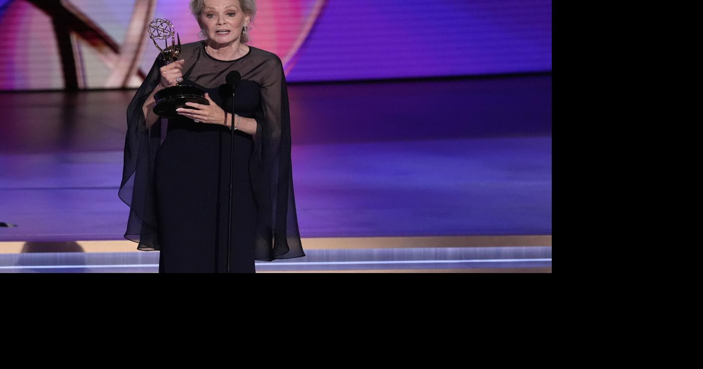 Jean Smart, Kathy Bates, other older actors going strong