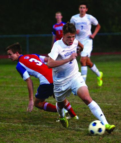 PREP BOYS SOCCER: Faust, Gettys lead Statesville to comfortable win
