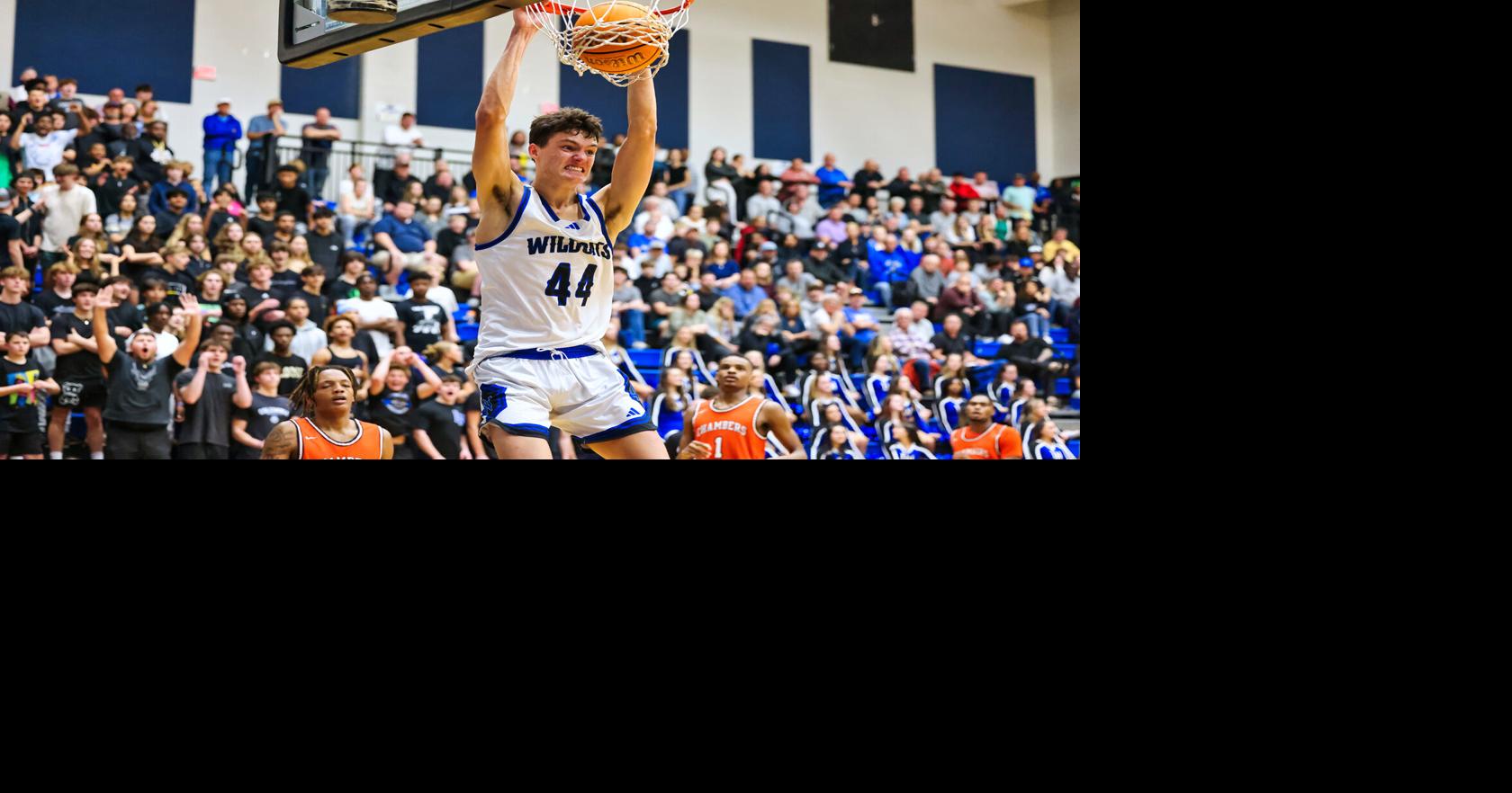 Clemson commit Steinhour staying at Lake Norman after all
