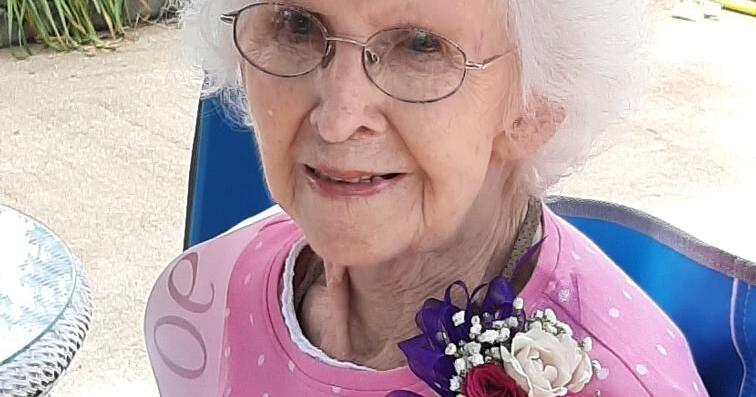 Family, friends turn out to celebrate with Lois Sharpe on her 90th birthday