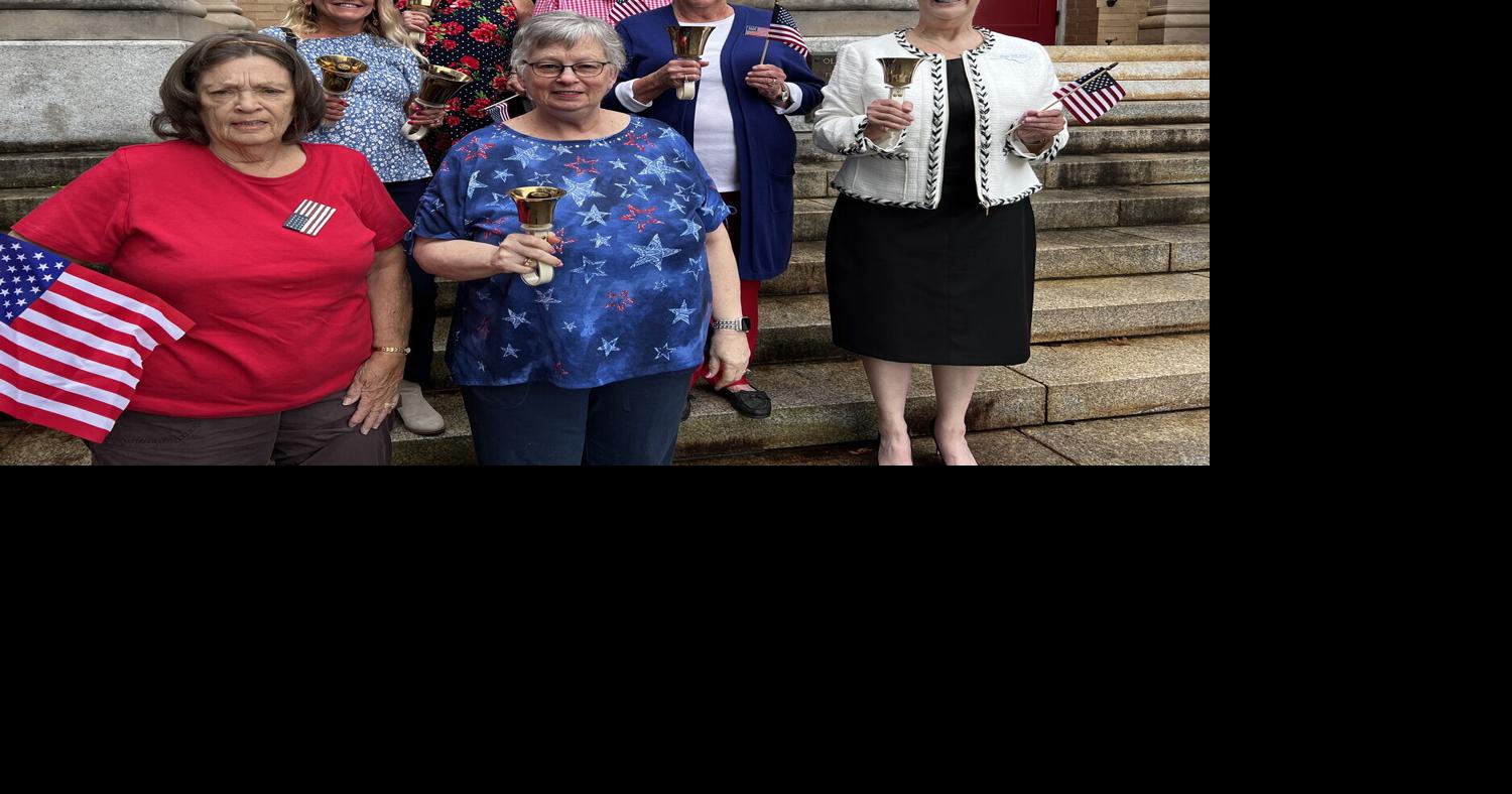 Fort Dobbs DAR Chapter celebrates Constitution Week