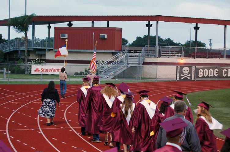 Sinton graduates set sail for future | Features | stexasnews.com