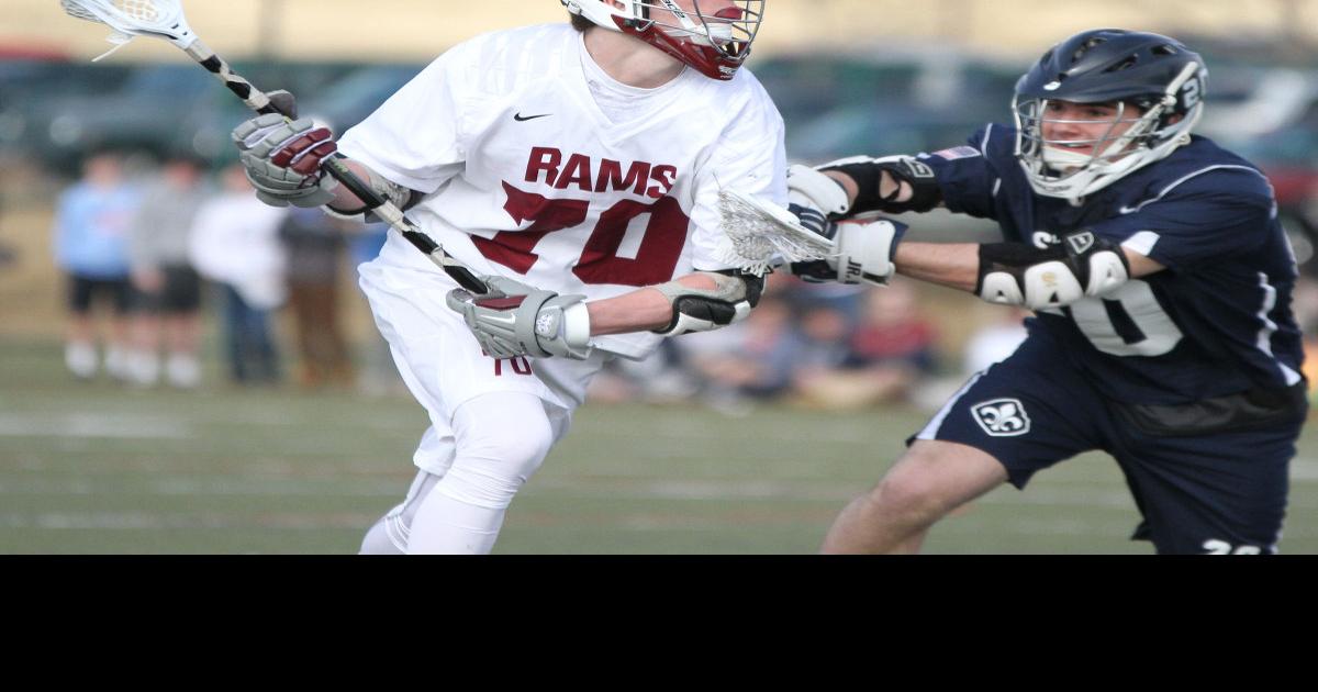 MICDS grinds out win over SLUH to begin title defense