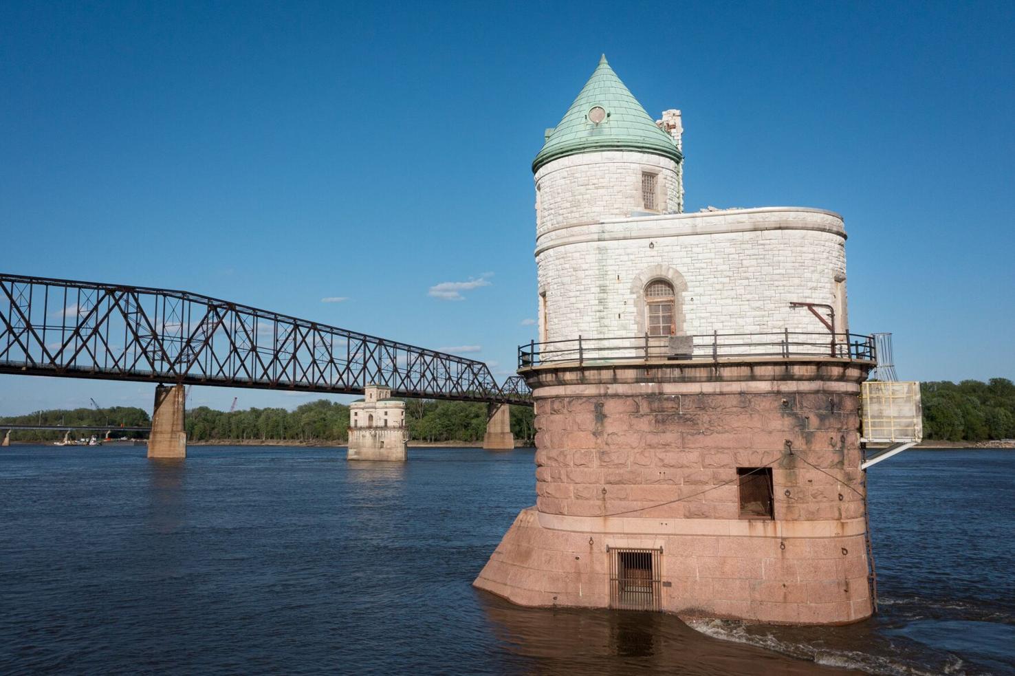 Just what are those castles in the Mississippi River?