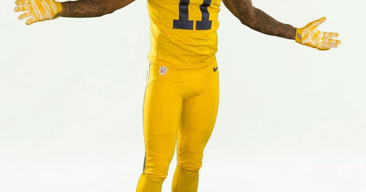 Rams will wear all-yellow uniforms in final home game