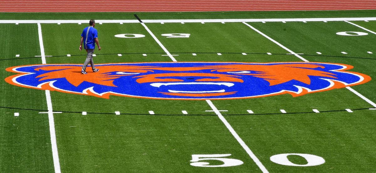 Football grid bits: North Point gets first varsity football victory in ...