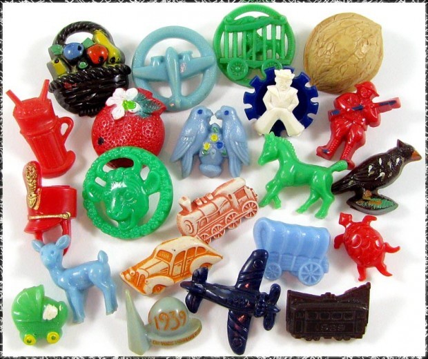 St. Louis area button collectors say it's easy to get hooked | Metro ...