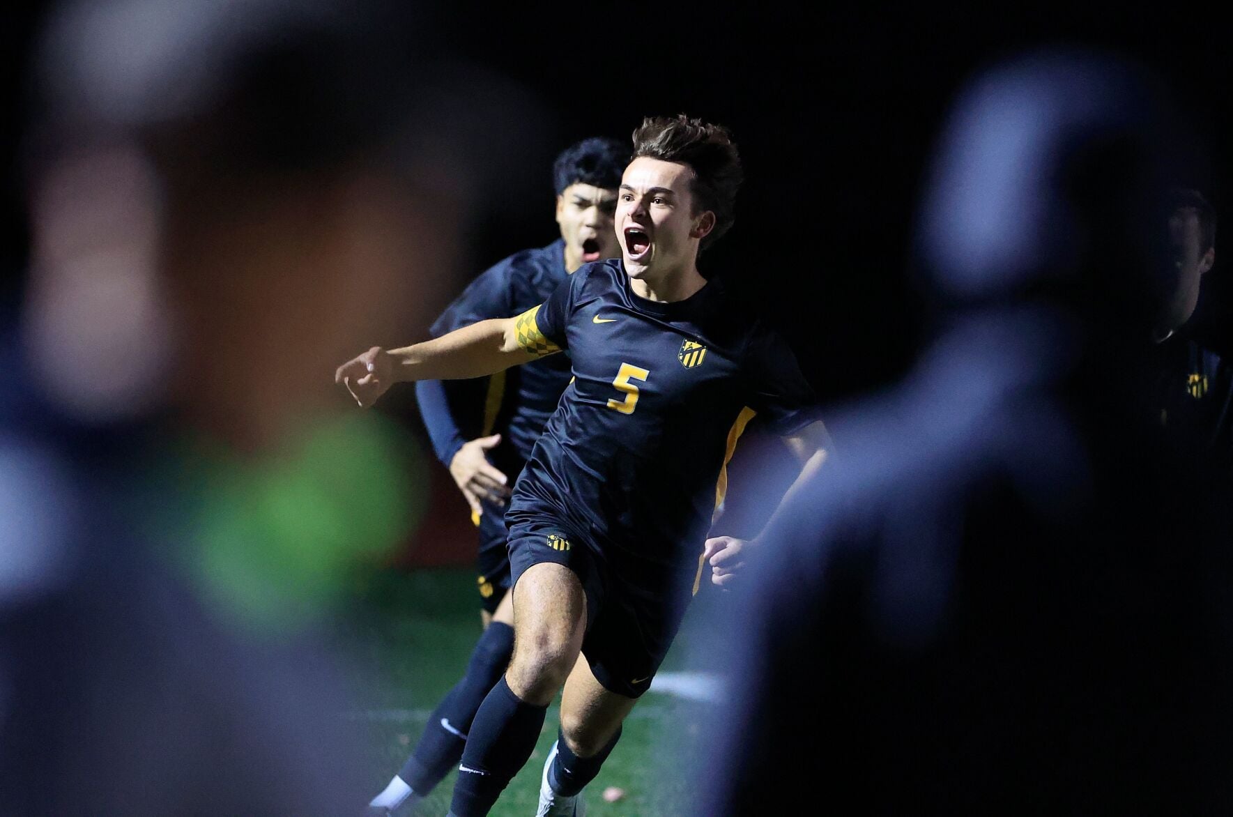 Fort Zumwalt East wins district title over rival Fort Zumwalt South