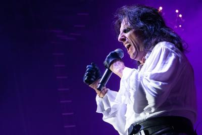 Alice Cooper, Tesla, Lita Ford, Dokken heading to Hollywood Casino ...