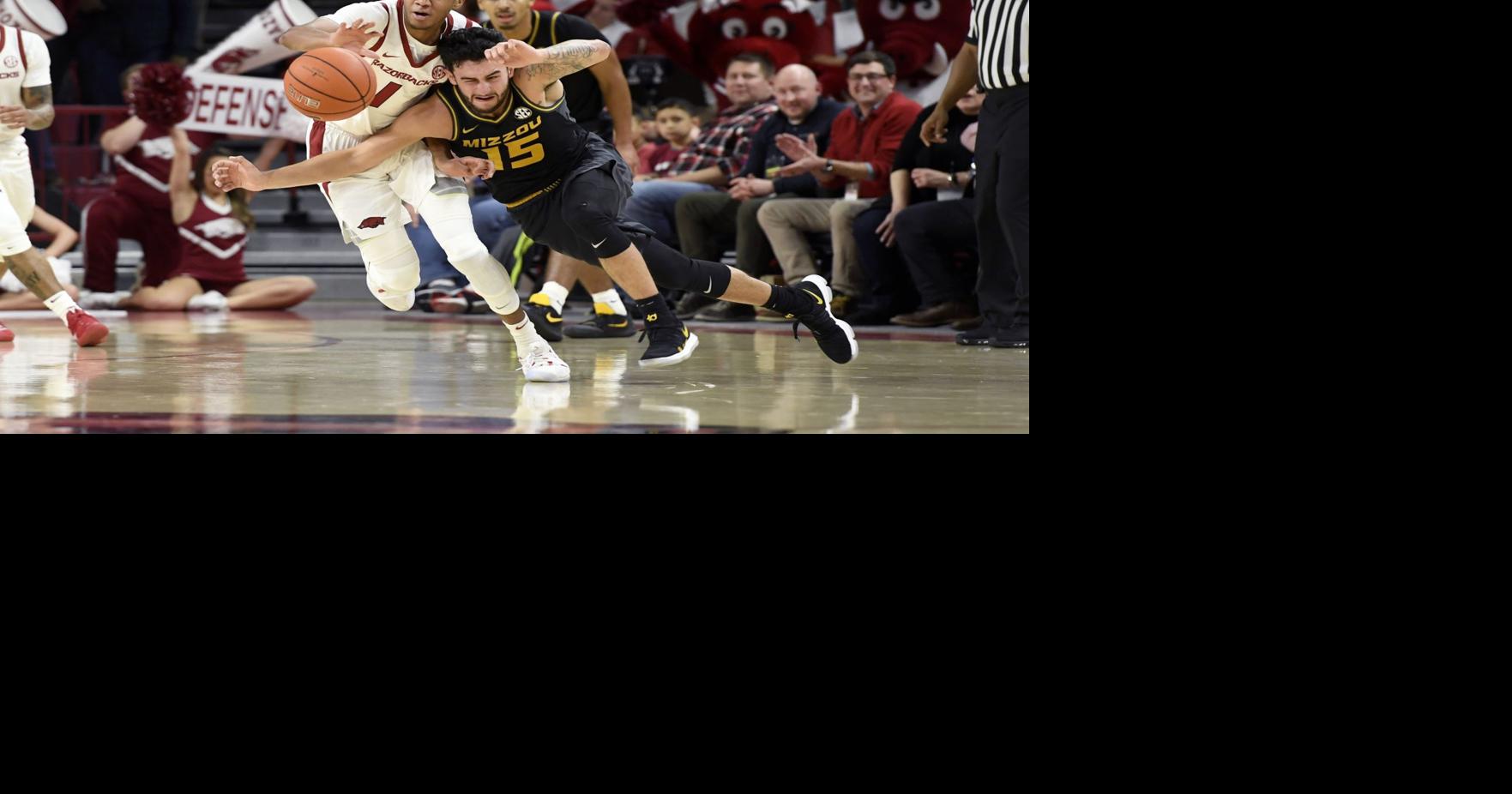 'Same old song' as turnover barrage spoils Mizzou's chances at Arkansas