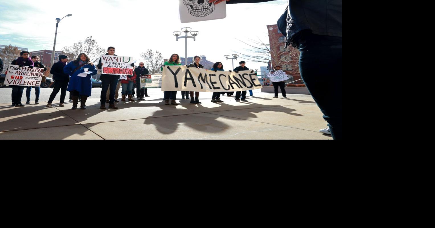Gallery: Tale of two protests at Eagleton Courthouse