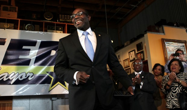 Lewis Reed criticizes Francis Slay as St. Louis mayoral race begins