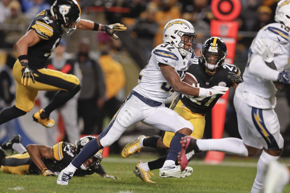 Chargers storm back to beat Steelers