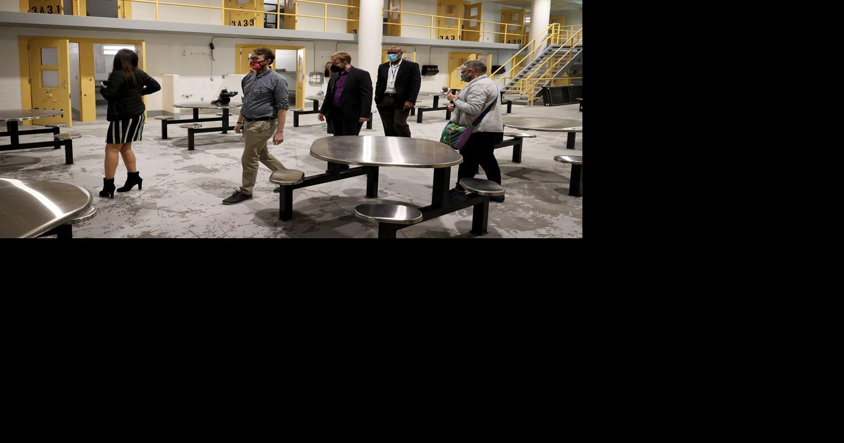 St. Louis aldermen seek to force jail to let attorneys visit, share ...