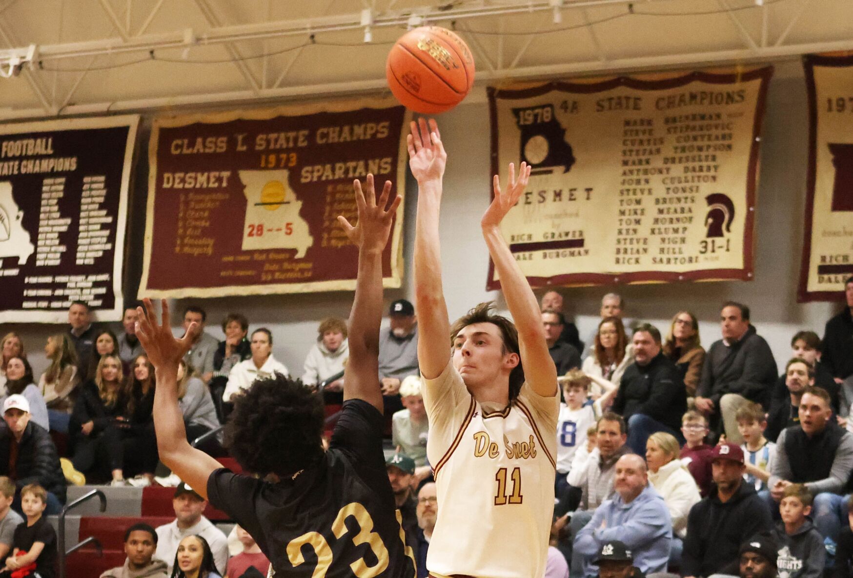 Big second half by Will Foulk helps De Smet top CBC in MCC opener