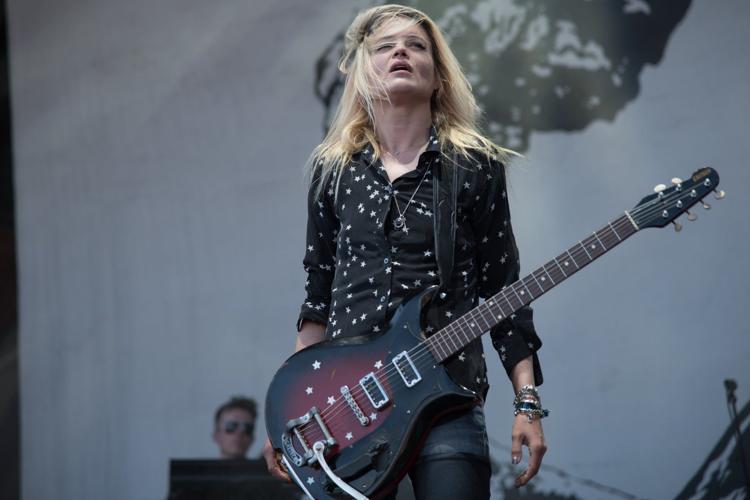 LouFest live: Sunday attendance hits 25,000 — and growing