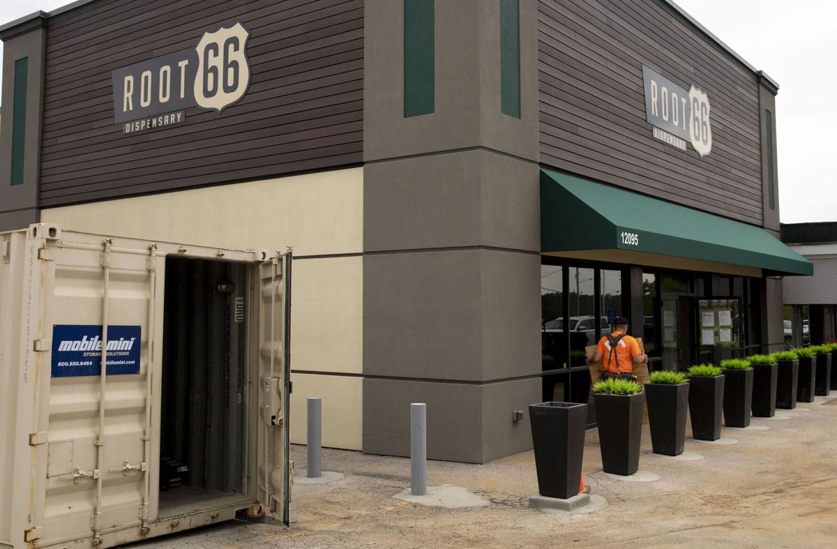 Des Peres plans to vote on banning recreational pot businesses