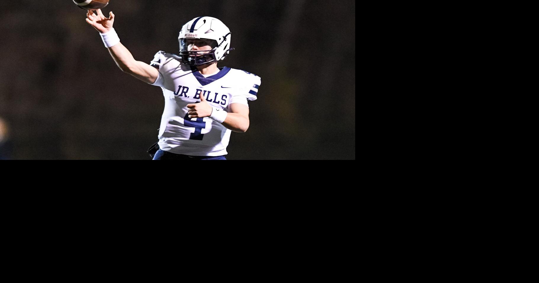 Marco Sansone shines under center as SLUH wins opener over St. Mary's