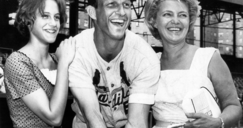 Lillian Musial, wife of Stan the Man, dies