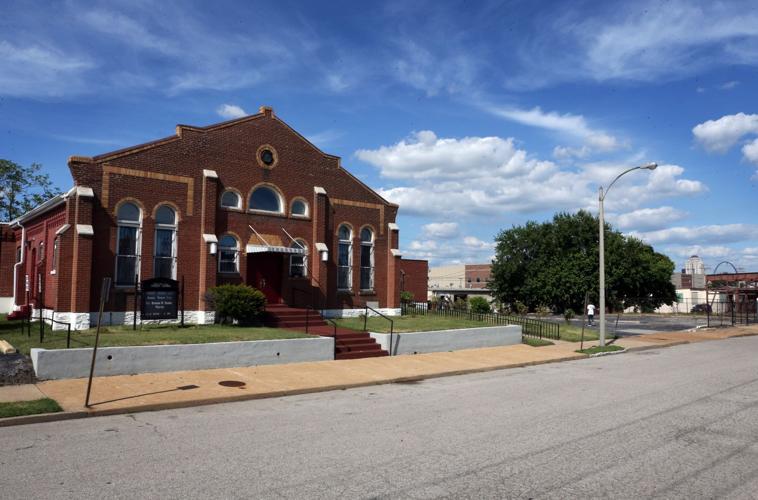 A month from opening a 24-hour homeless shelter, St. Louis creates a ...