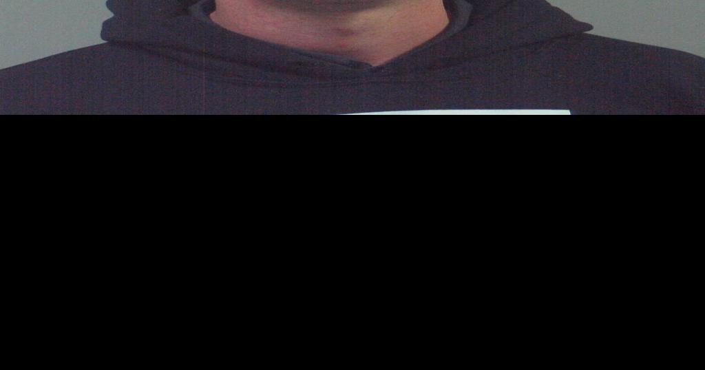 Richmond Heights man with fake beard charged in Maplewood bank robbery