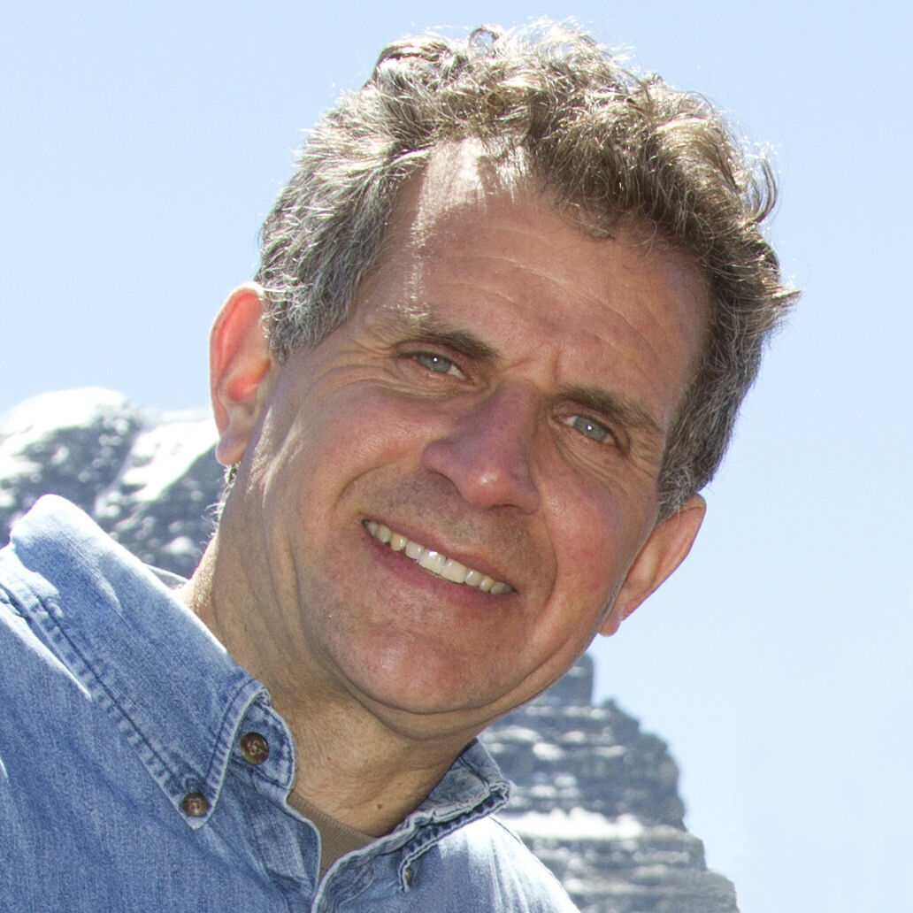 Local journalist wins fellowship for environmental work