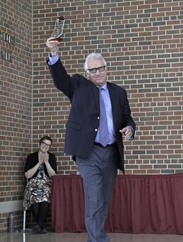 UMSL honors arts administrator