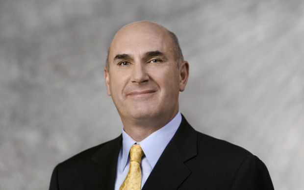 Monsanto pays CEO Grant $13.4 million