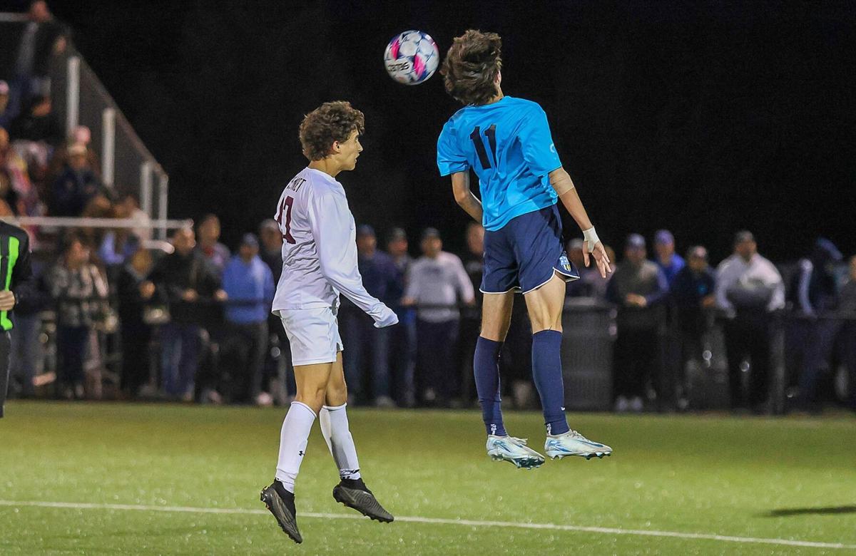 St. Dominic tops De Smet to claim title in first St. Louis High School ...