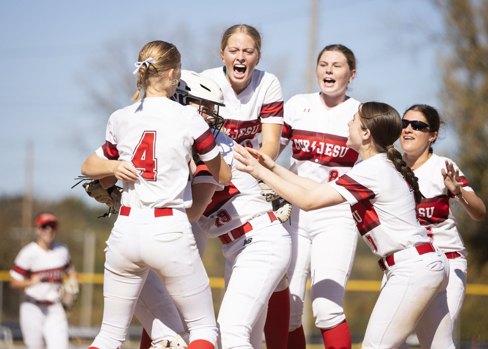 Alice Vogel settles in and pitches Cor Jesu to first softball state ...