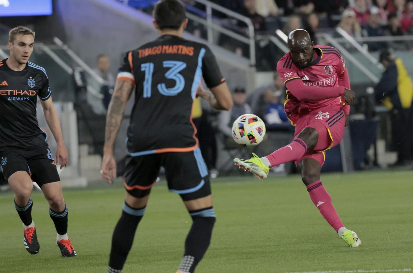 Celio Pompeu, with a goal and an assist, gives City SC plenty to smile ...