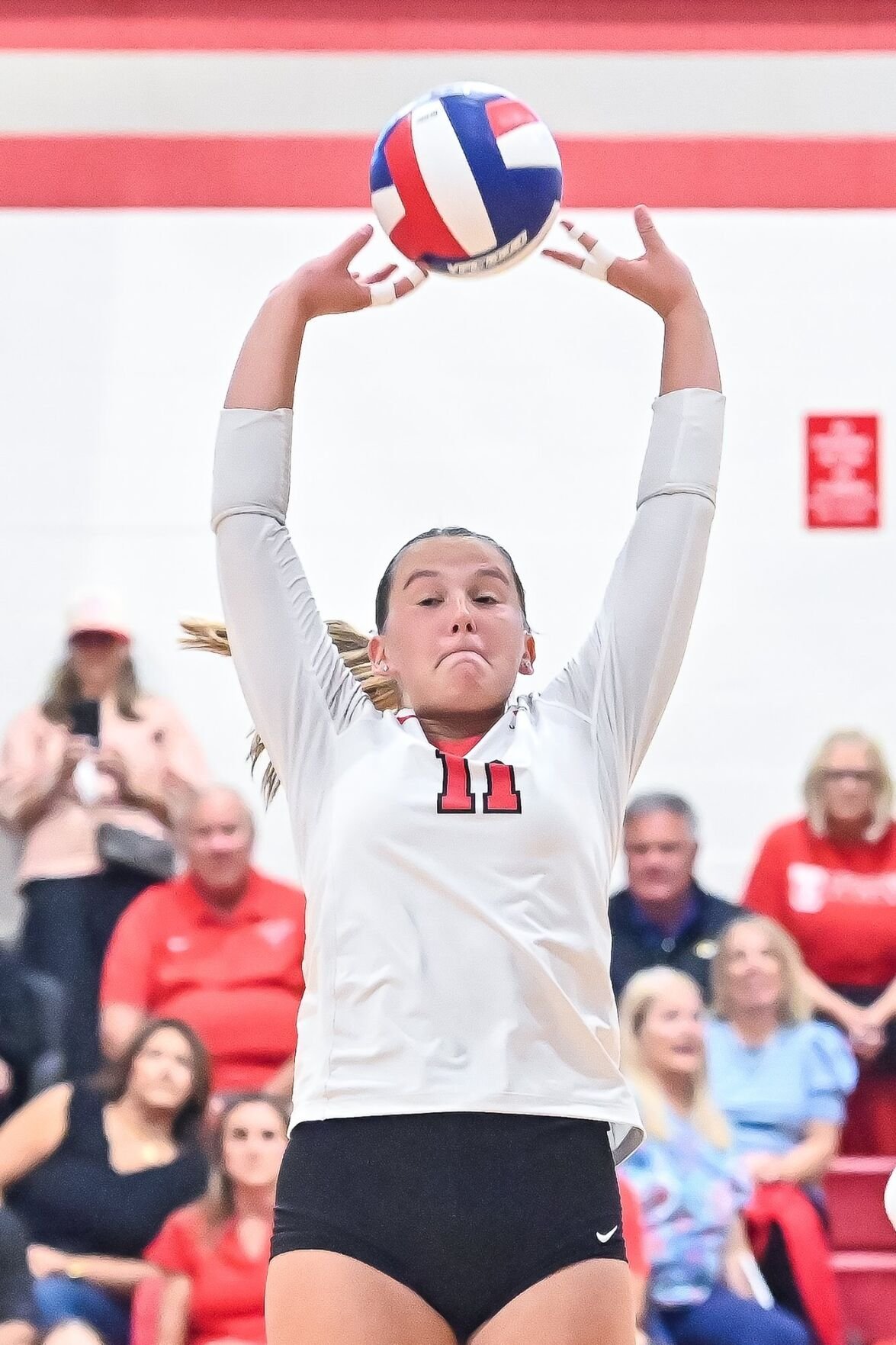 Jillian Raterman leads well-balanced attack as Ursuline sweeps St. Pius X