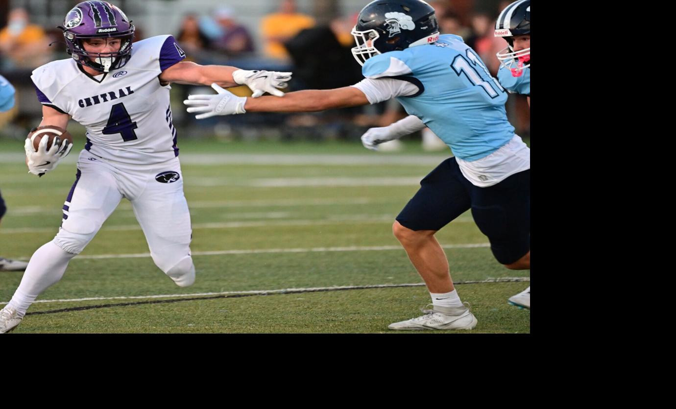 Cole Davis helps Breese Central win third Milk Bowl in a row: Football ...