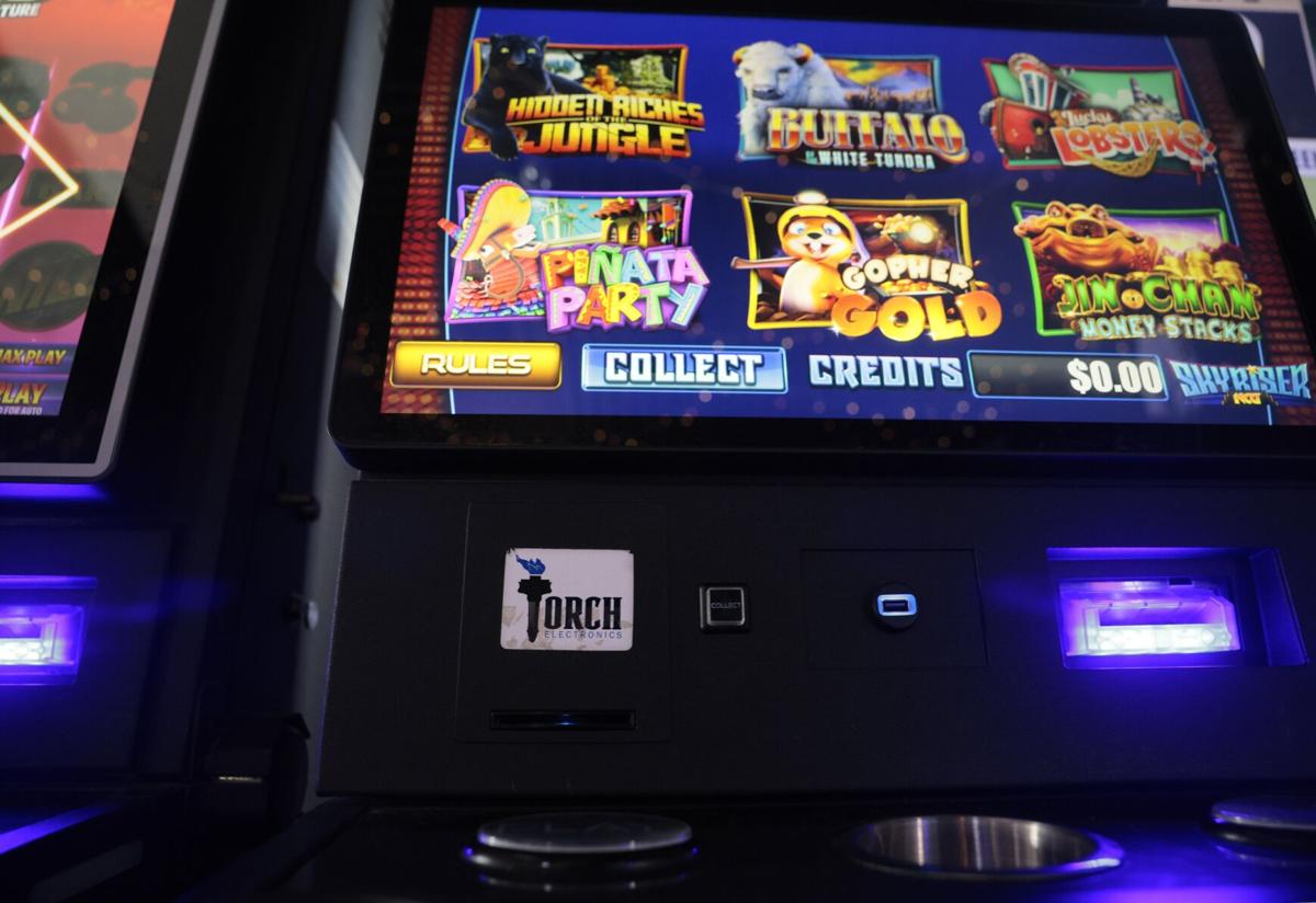 Page targets illegal slot machines in St. Louis Co.
