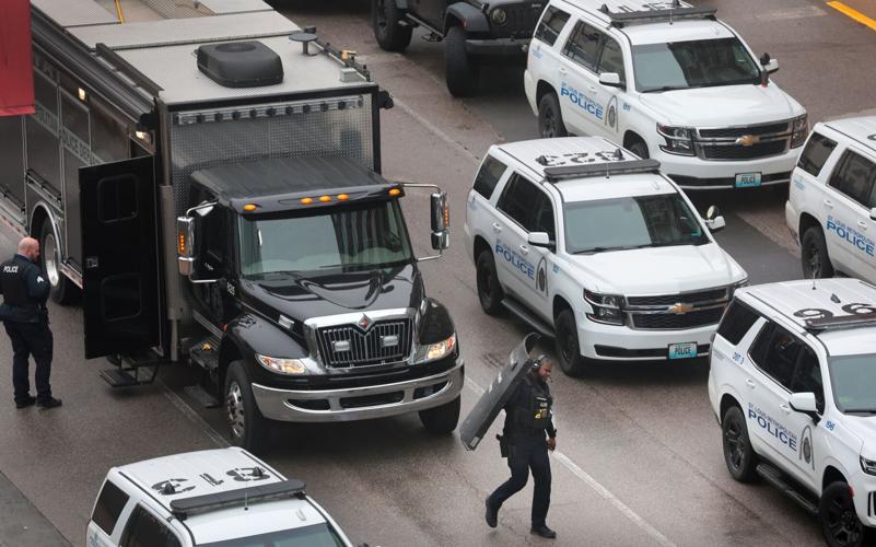 Woman, children held hostage at downtown St. Louis hotel