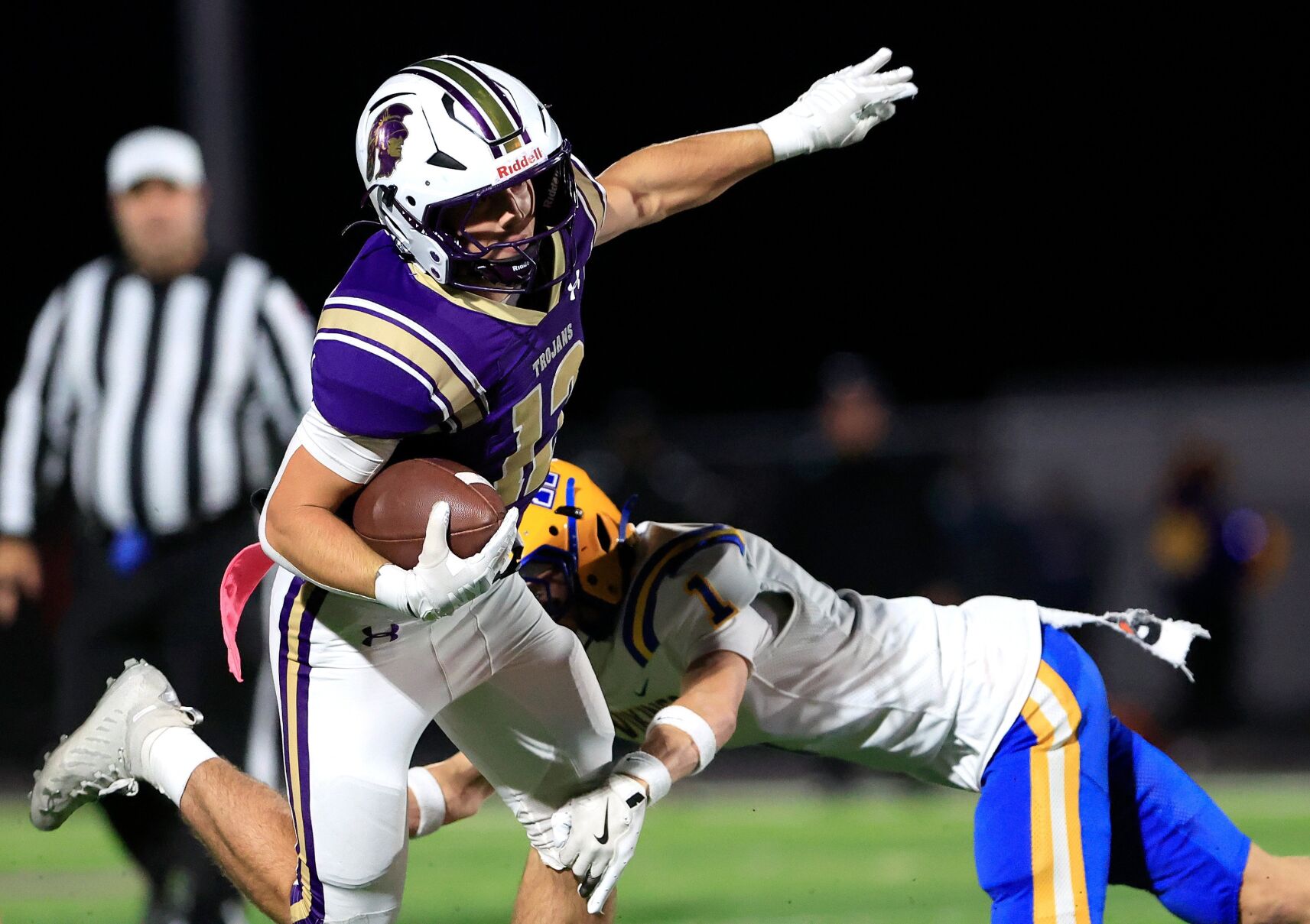 Chris Wenger scores four TDs as Troy knocks off rival Howell in ...