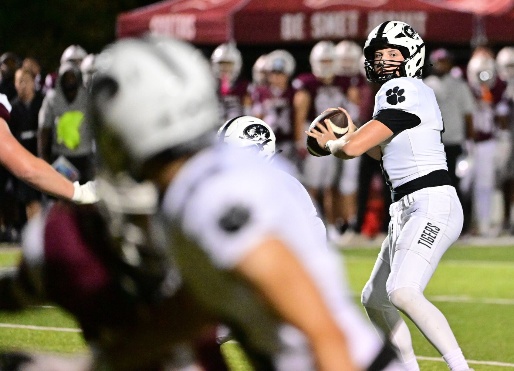 De Smet continues offensive surge, hands Festus first loss of season