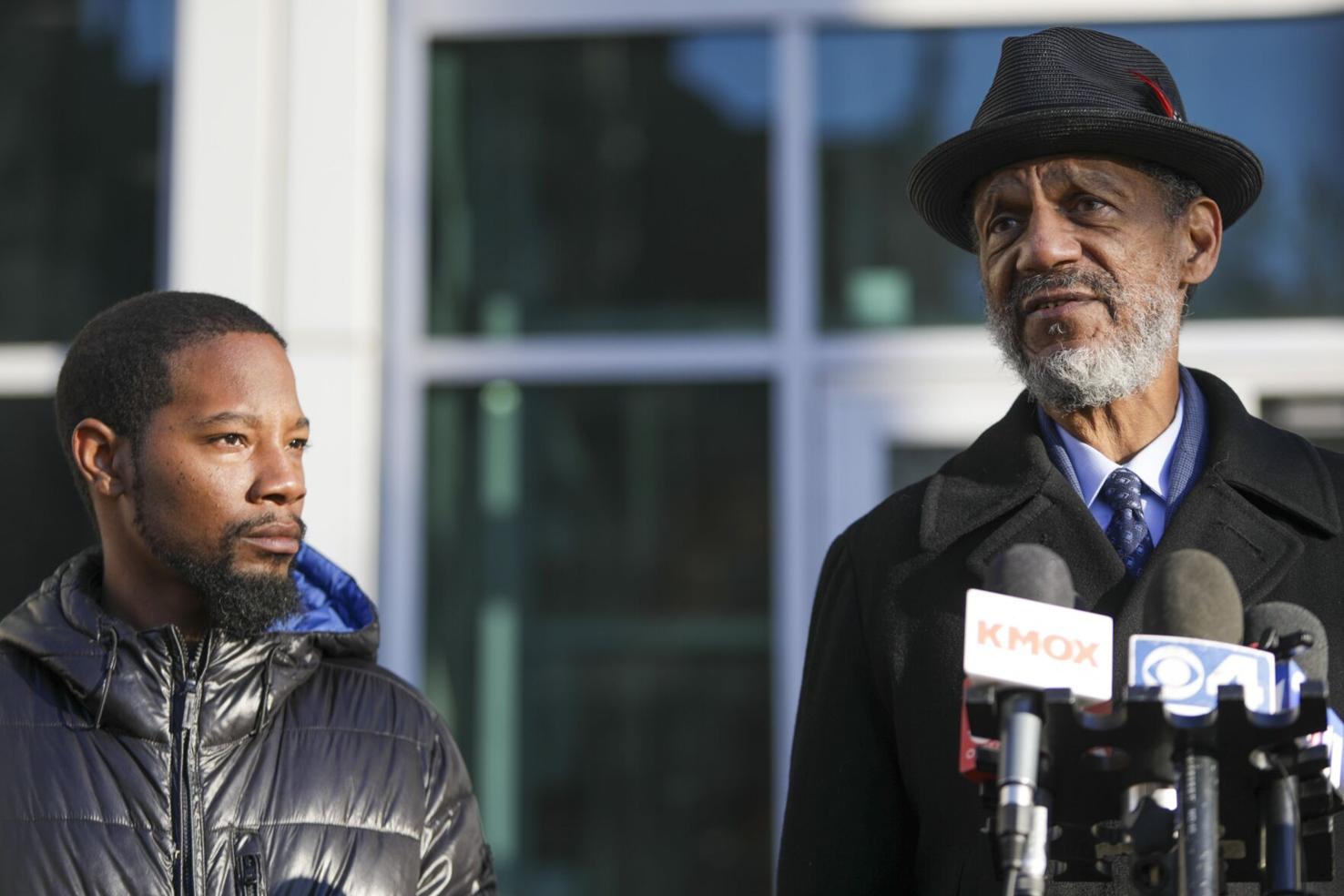 St. Louis jail board meets with warden