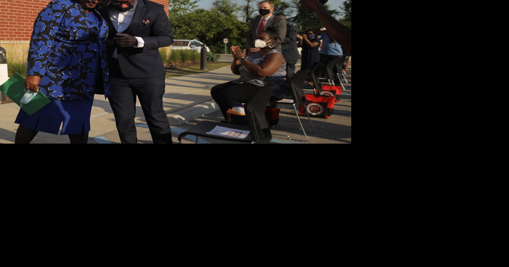 ‘Buckle up, we’re on the road to prosperity’: Ferguson mayor promises ...