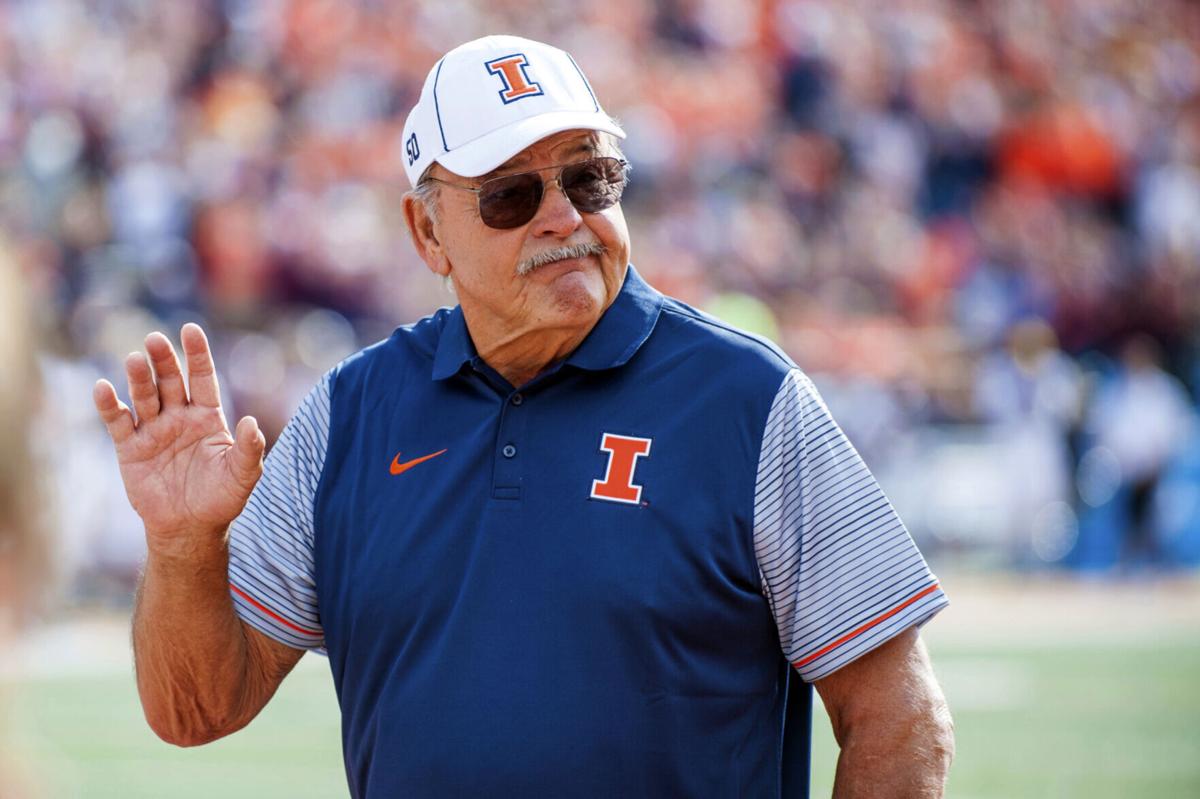 9 times Illinois football players finished top 10 in Heisman Trophy voting