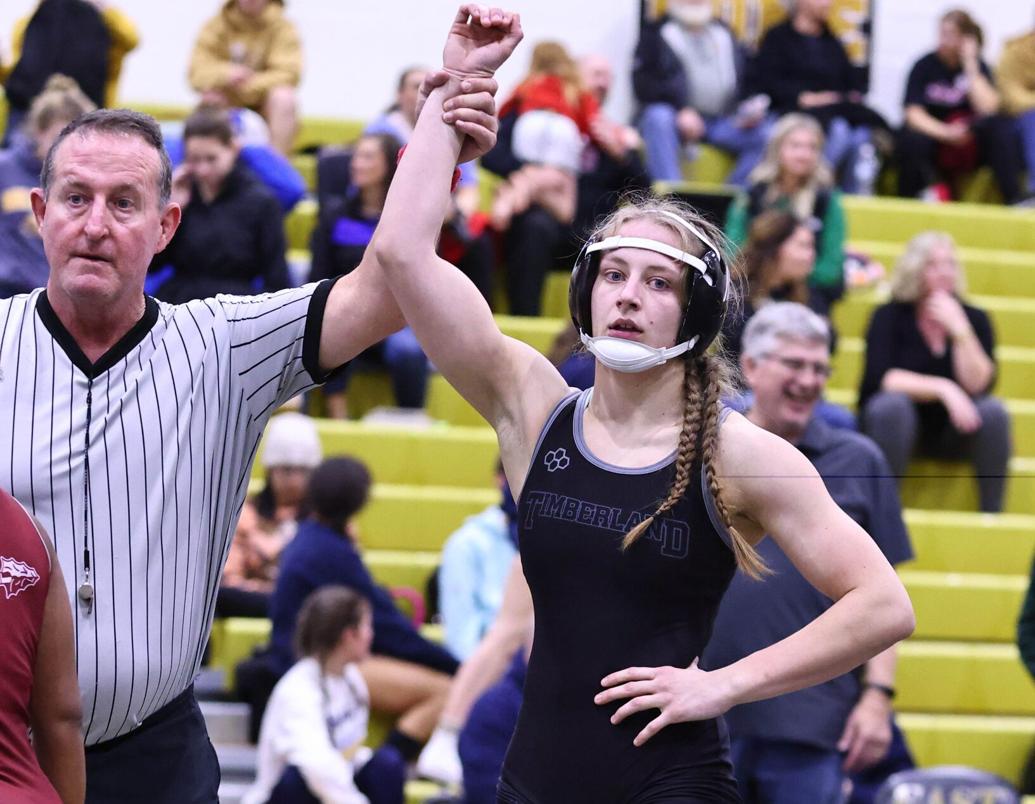 Francis Howell Central rolls to GAC girls wrestling team championship