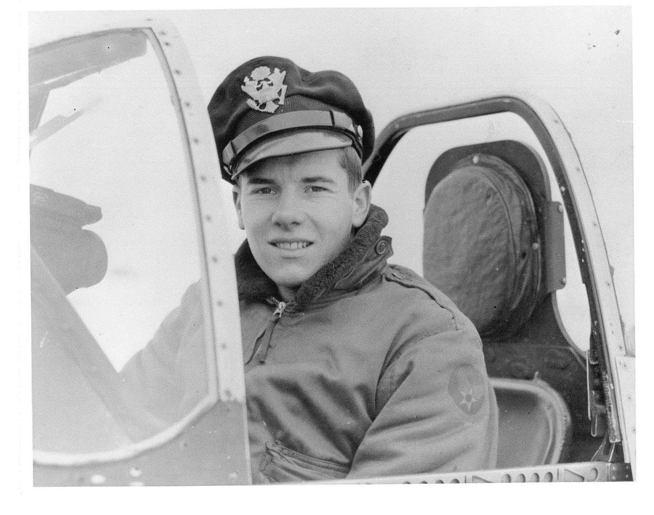 Decorated WWII pilot, former aircraft executive Robert "Bob" Little ...