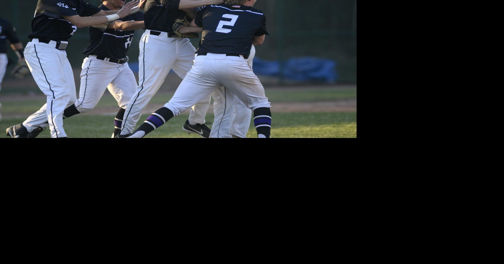 Fort Zumwalt West beats Holt to capture Midwest Classic title