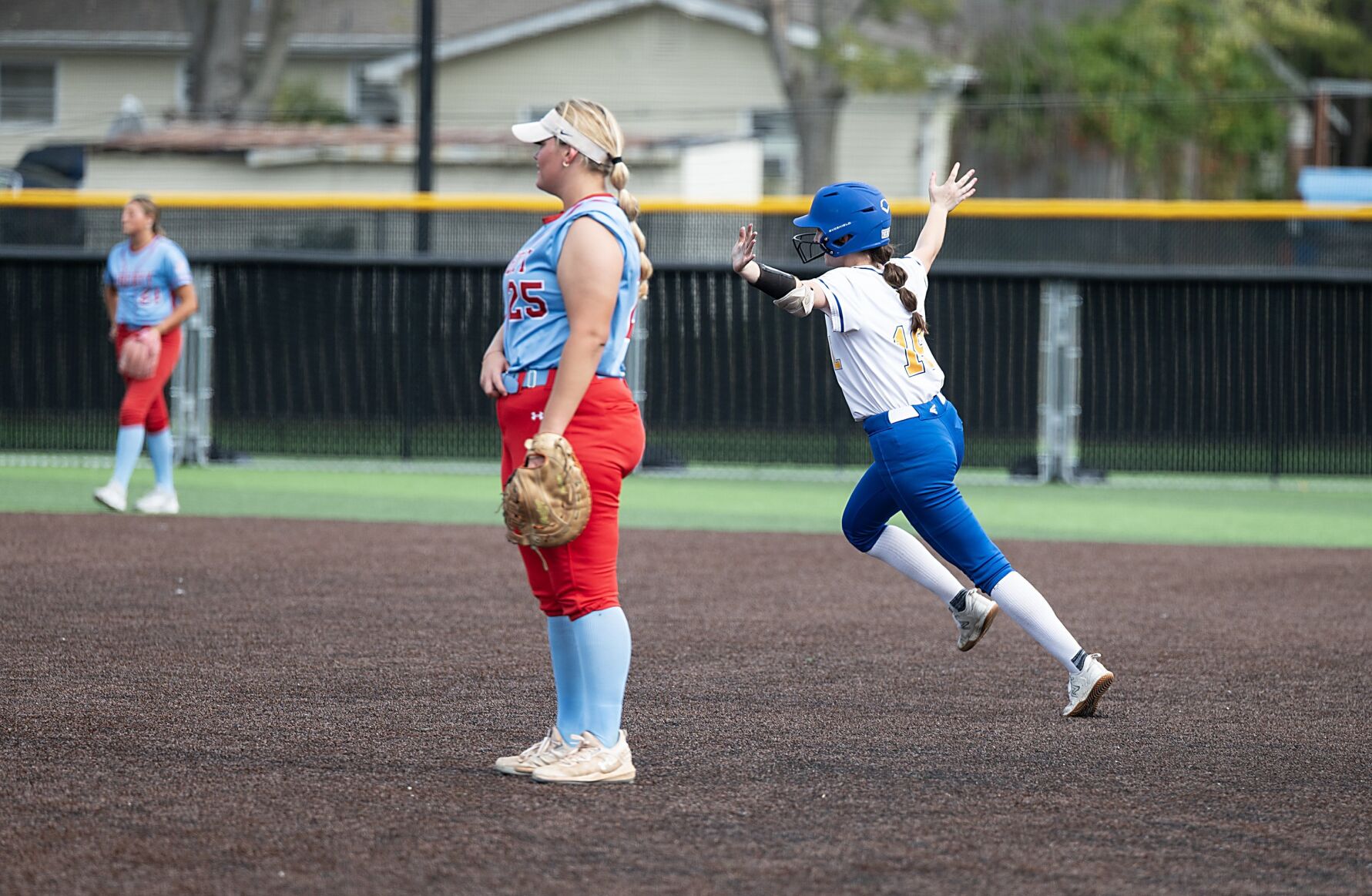 Francis Howell opens district quarterfinal with three HRs in a row ...