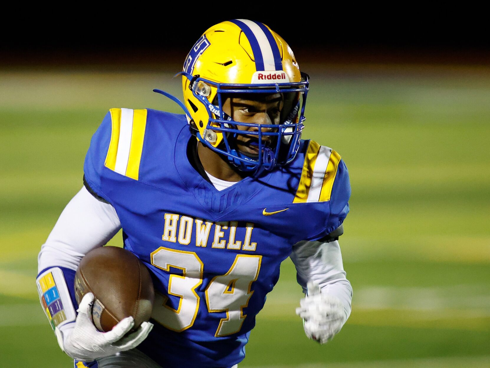 Late stop by Cortlaan Collins lifts CBC over Francis Howell in Class 6 ...