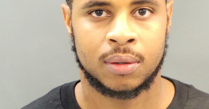 He's accused of shooting a St. Louis cop. Now charges say he's been ...